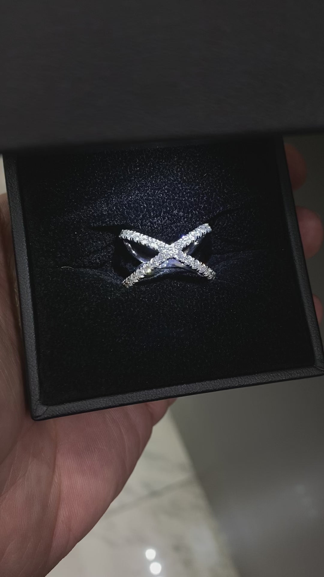 Custom Made 3 Pointer Krisskross Ring | Nekta NYC – Nekta New York